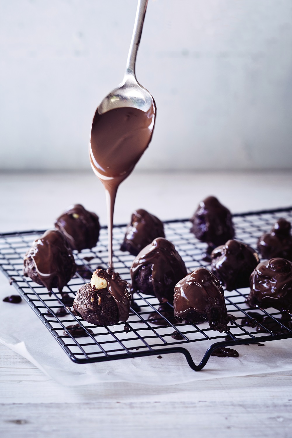 RECIPE: Spaghetti alla carbonara and homemade 'Baci' - The Booktopian